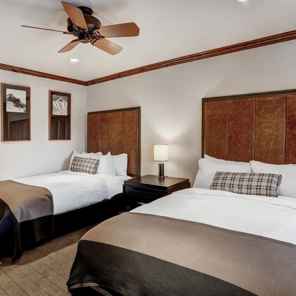 Revel Lounge | The Hythe Vail