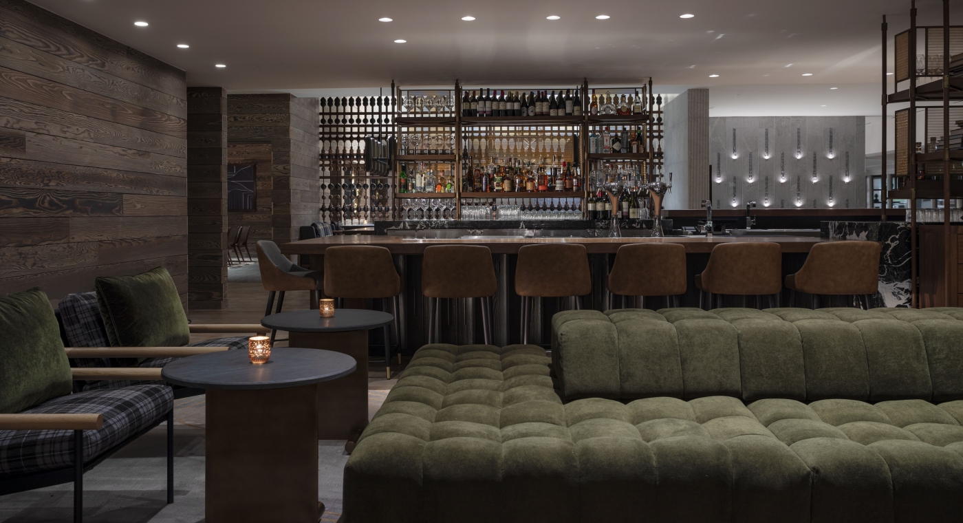 Revel Lounge | The Hythe Vail